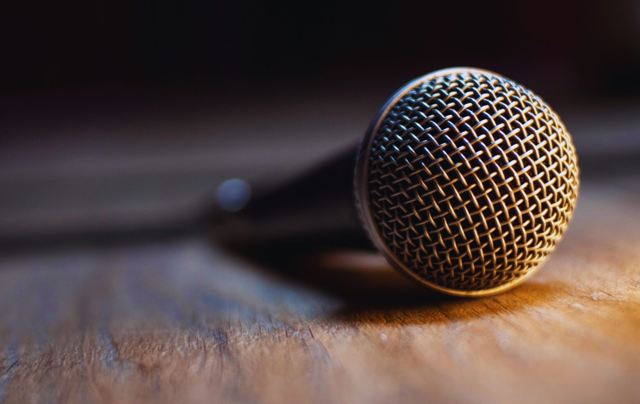Voice of the Customer (VoC) Strategy: A 6-Step Approach